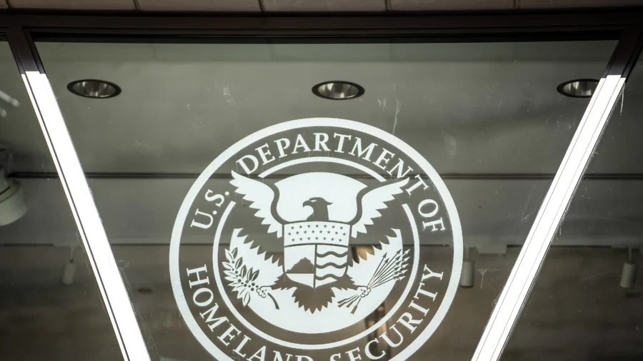 House Homeland Security Committee Reviews 2026 DHS Budget Request | NTD
