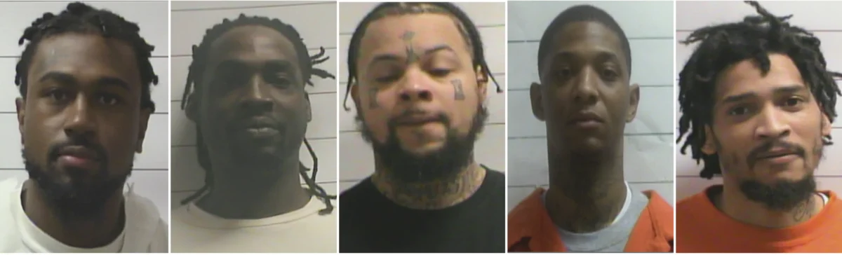 10 Escape From New Orleans Jail Through Hole in Cell Wall While Lone ...