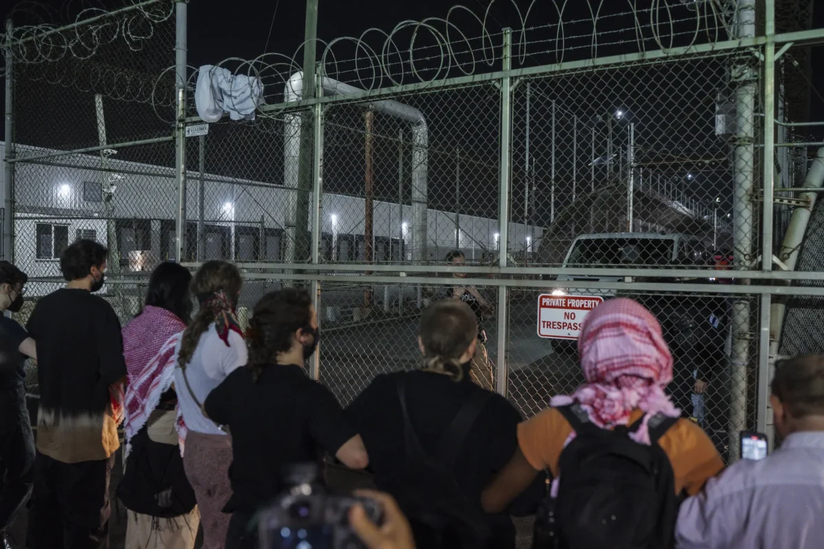 4 Detainees Escape from ICE Detention Facility in New Jersey Amid ...