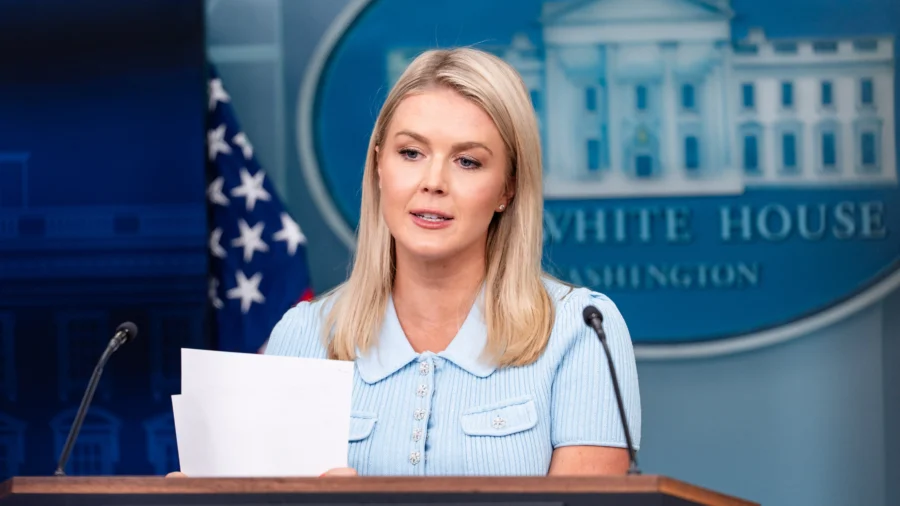 White House Press Briefing With Press Secretary Karoline Leavitt (July 31) | NTD