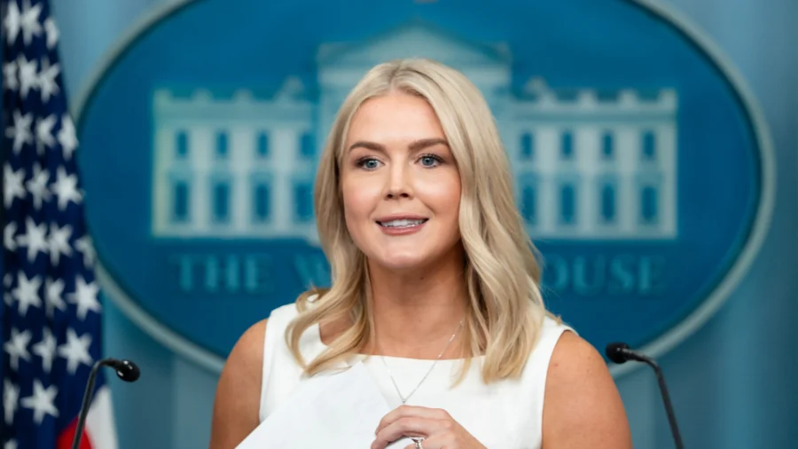 White House Press Secretary Holds Briefing (Sept. 9) | NTD