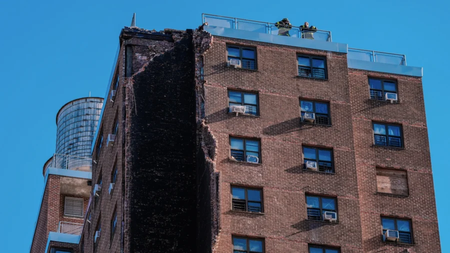 NYC Building Partially Collapses After Explosion | NTD