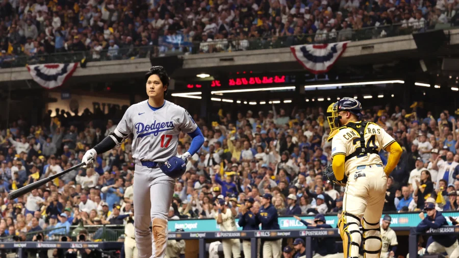 MLB Playoffs Update: Dodgers, Brewers Play Game 3 | NTD