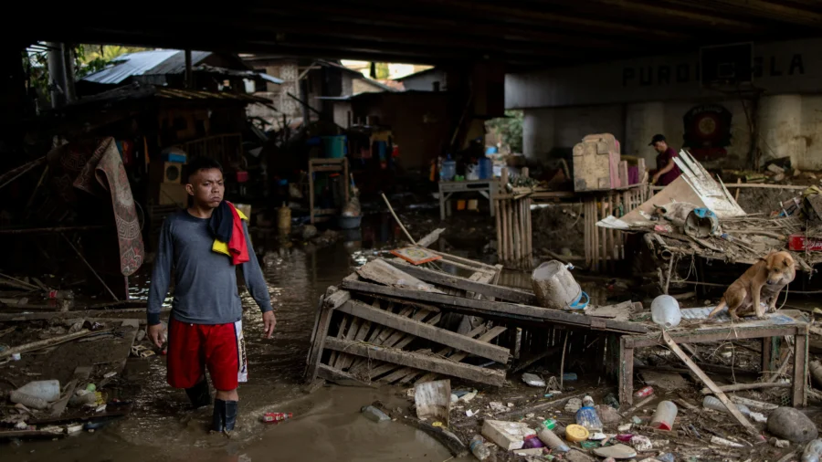 Typhoon Kalmaegi Leaves at Least 114 Dead in the Philippines | NTD