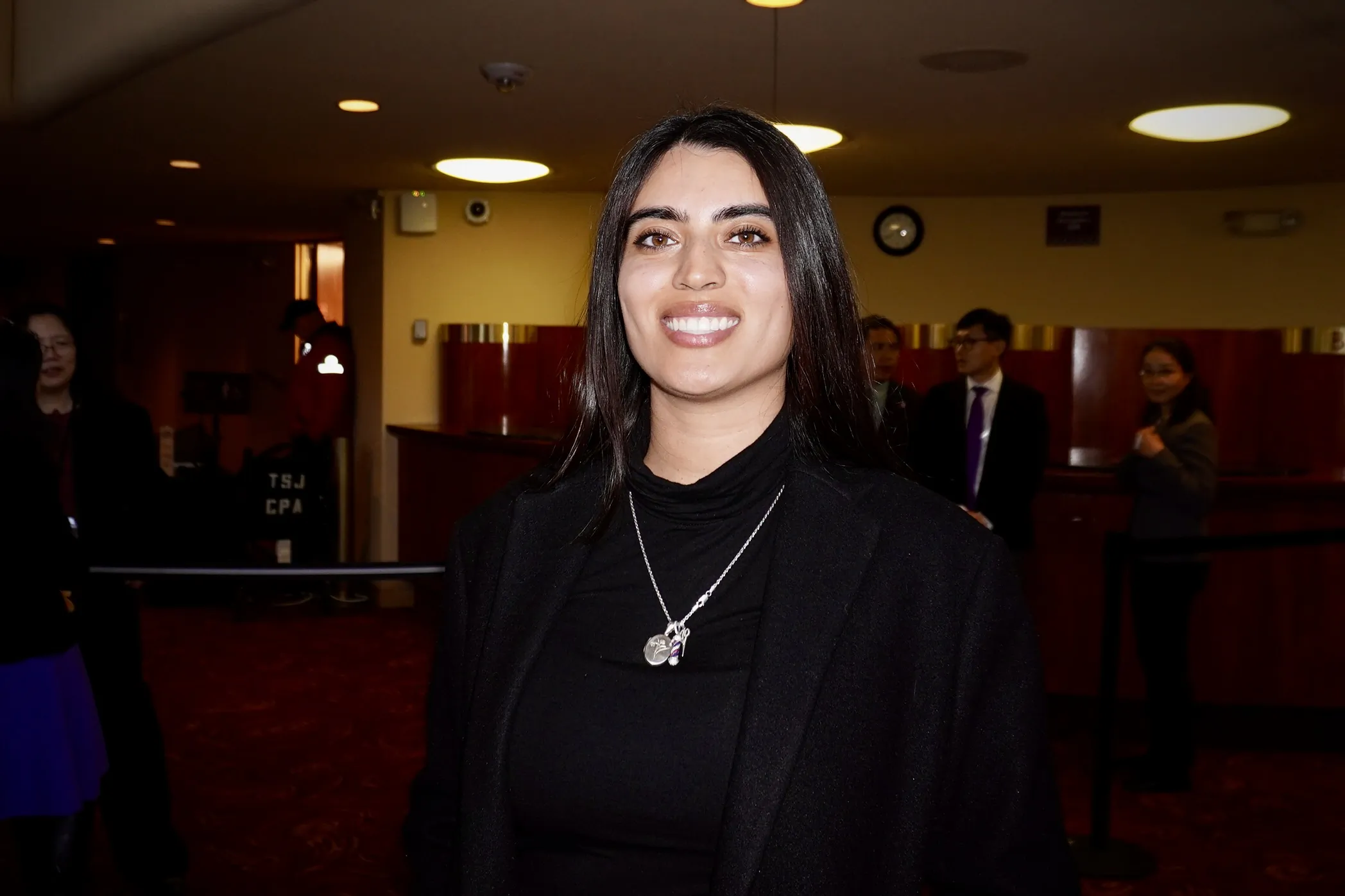 Shen Yun Is ‘Educational and Inspiring,’ Says College Director | NTD