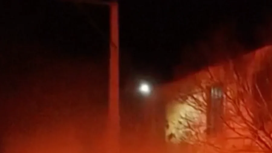 Fires Burn as Iranian Protesters Riot Outside Police Station | NTD