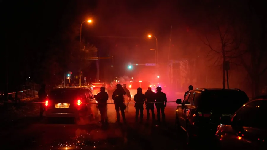 Rioters Break Into Federal Vehicles, Steal Rifle as Minneapolis ICE ...