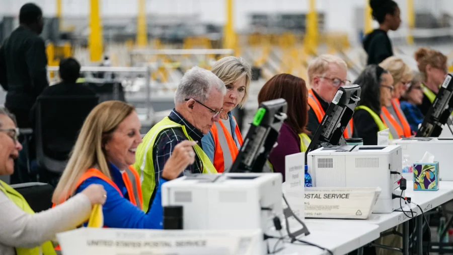 FBI Executes Search Warrant at Fulton County Elections Office | NTD