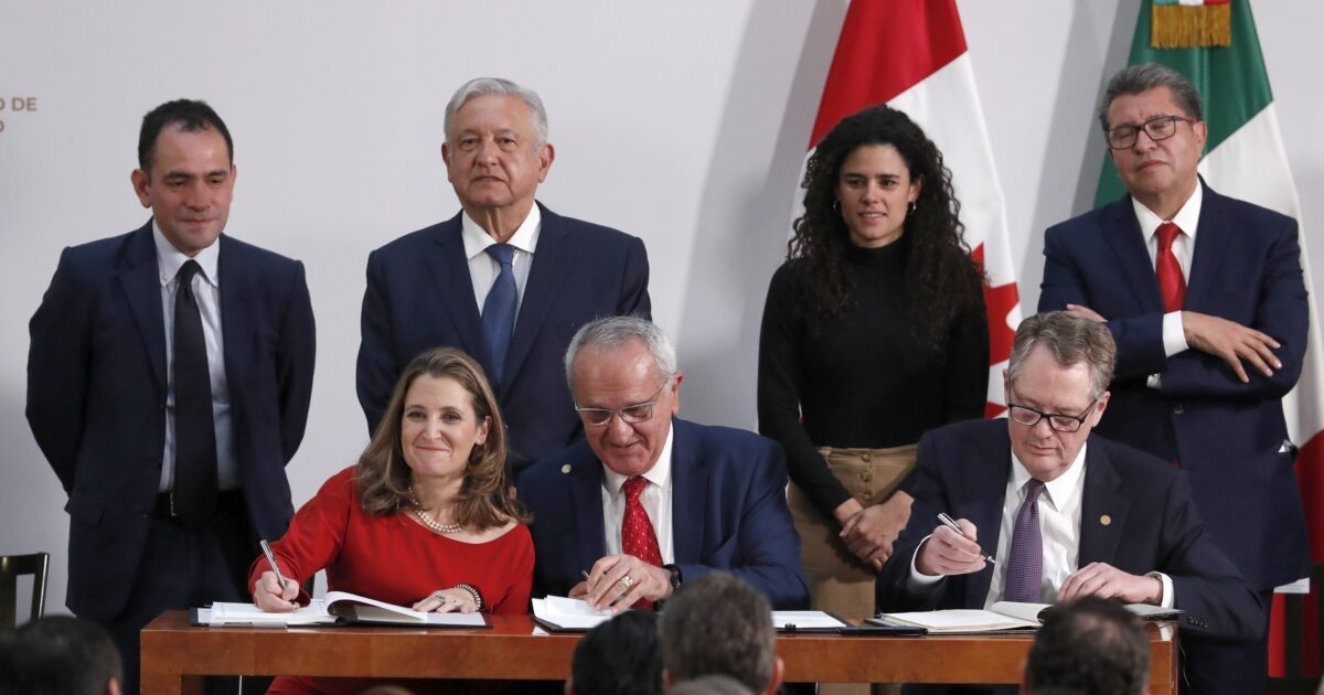USMCA Trade Deal to Boost Economy and Protect US Jobs, Says Experts | NTD